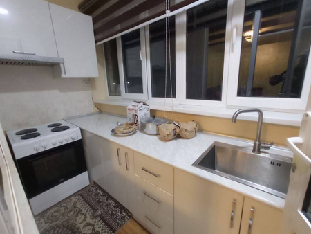 Сотилади Самарканд дарвоза 1в2/1/12 Мактаб 13  42м²