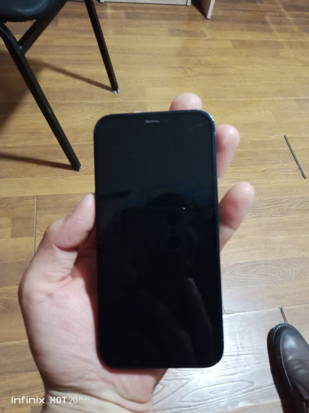Iphone 12 holati ideal.