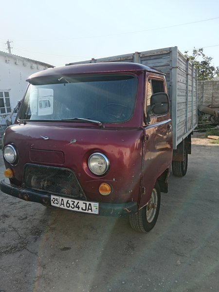 Uvazik sotiladi narxi 200 $