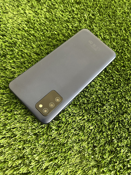 Samsung A03s sotiladi
