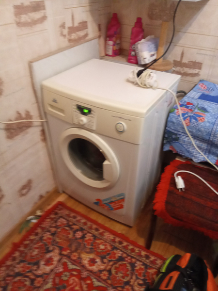 Продаю стиральную машину б/у