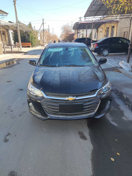 Chevrolet onix 3lt