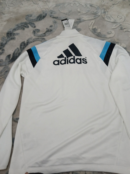 Спортивная футболка от ADIDAS