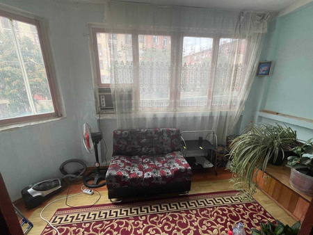 Квартира 60м2и и 2 раздельных балкона на втором этаже
