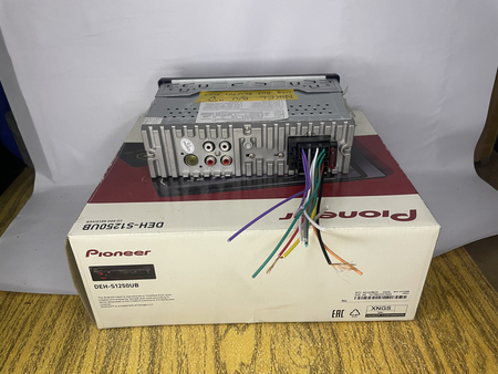 Pioneer B/u mafon zo’r holatda Blutus Usb aux fm ovozi balani vol 63