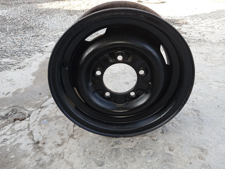 Продам кузовные зап.части ГАЗ-13 Чайка