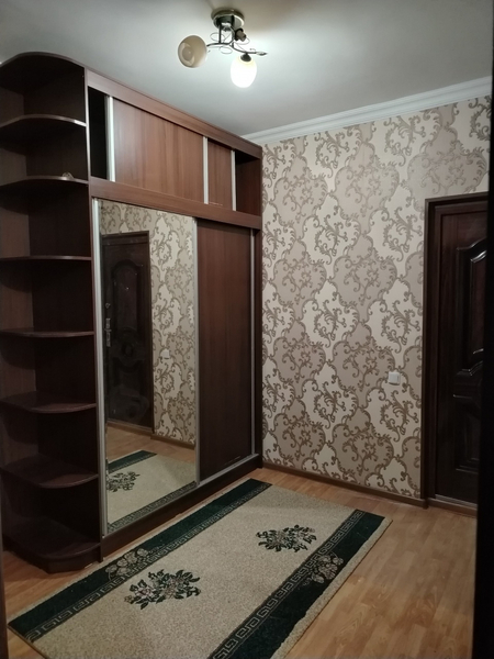 Чирчик ш. Троицк 2-этаж 2х янги планировка