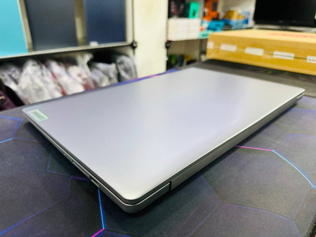 Lenovo Ideapad 3 Core i5-13450H 8GB/512GB