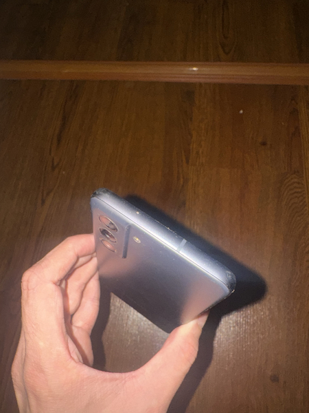 Samsung S21 FE 5G продам срочно