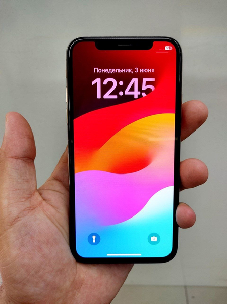 Продается Iphone XS GOLD