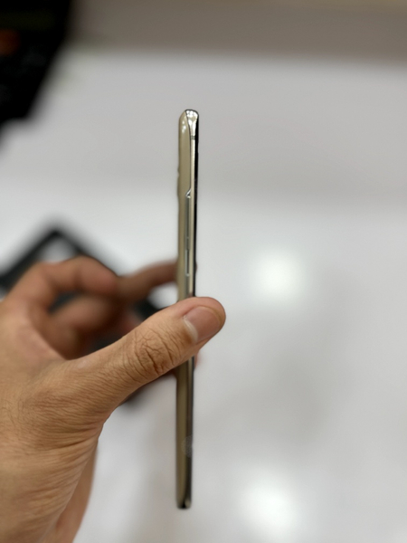 Samsung S10 5G 200$