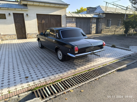 Продается Волга 2410