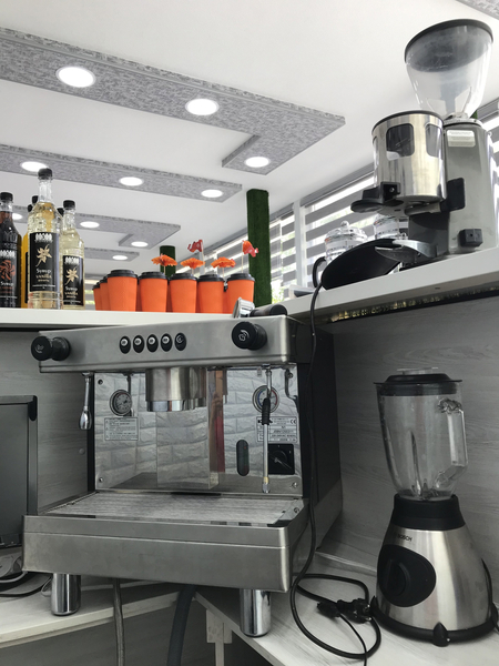 Cofe aparat sotiladi professianalniy xolati zur