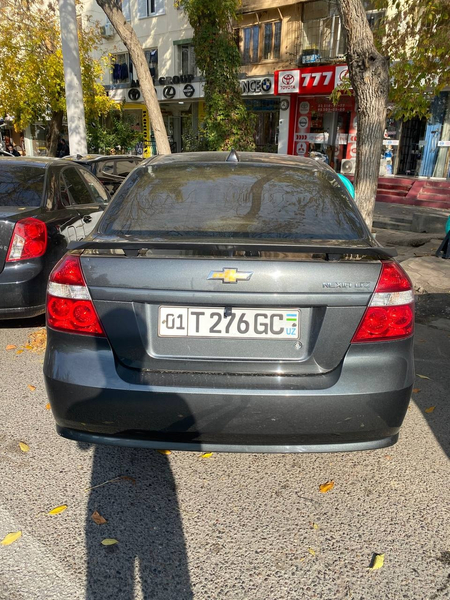 Некия 3 сотилади