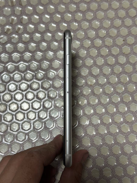 Iphone SE 2 256gb Sotiladi