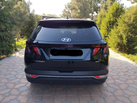Срочно HYUNDAI TUCSON-2022! 2-poz 4 ta balon tortadi. Rangi Qora