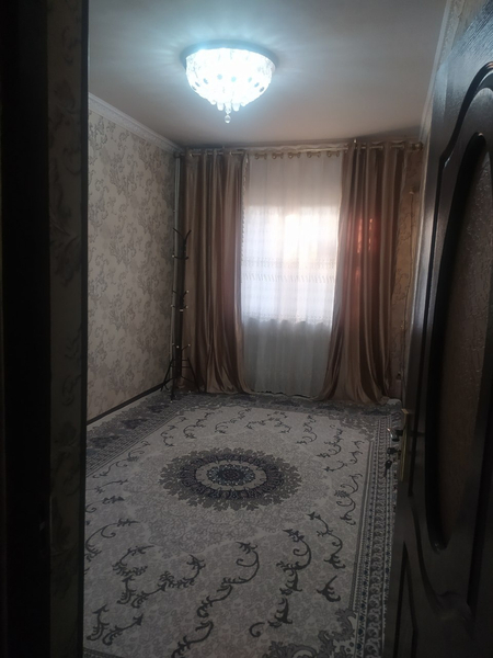 Algaretm31-kvartilda 2/6/9/1/7/balkoni.manzi Mubina market ro\\\'parasa