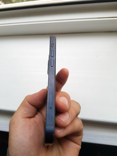 Iphone 12 mini sotiladi