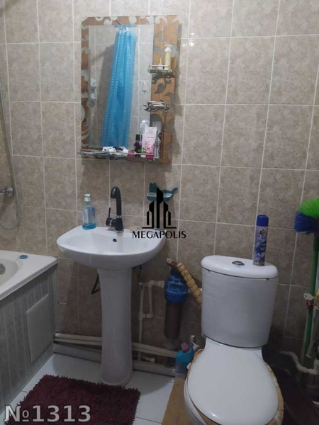 №1313 1 хоналик уй сотилади