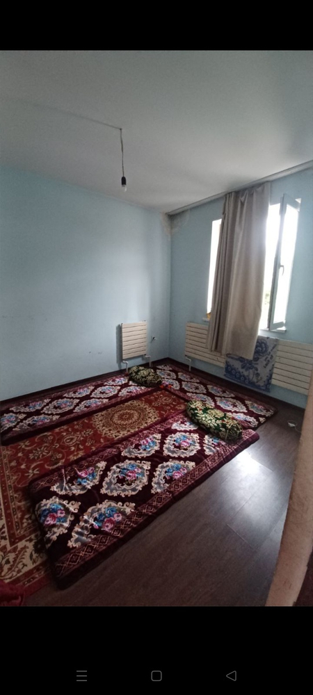 Срочно продаются 2 соток Коттедж
