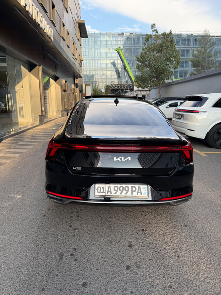 Kia k8 signature