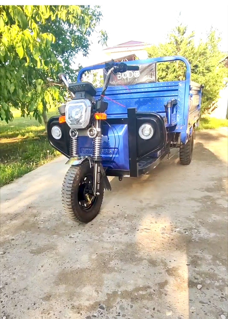 Elektromoto yangi sotiladi. Har xil turdagilari bor. Kerditga ham bor