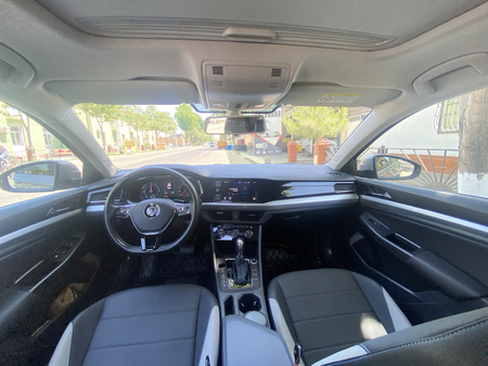 Volkswagen E-Bora Pro