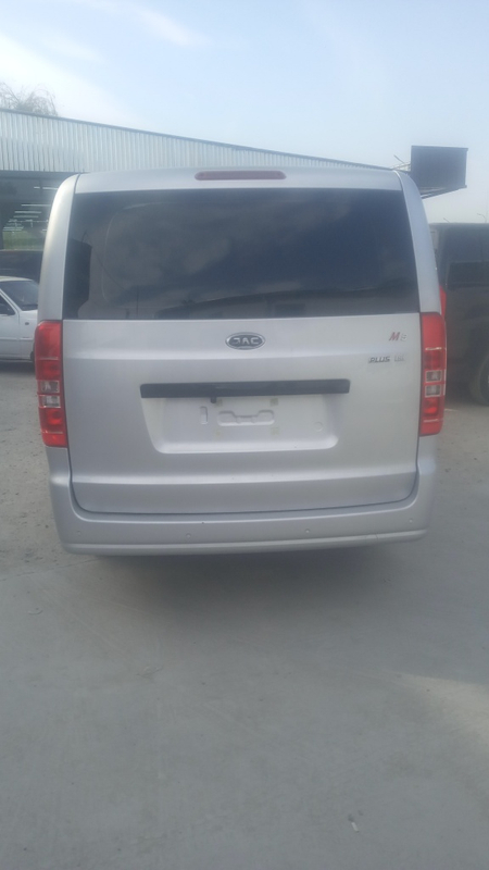 Jac m3 9 ta o'rindiqli mehanika metan qo'ysa bo'ladi