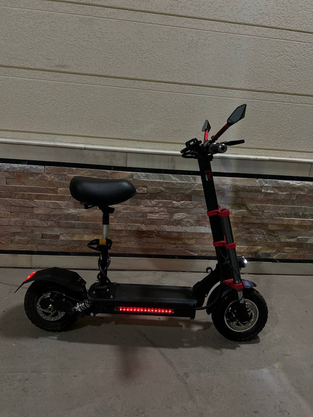 Scoter Sealup ideal sostayaniyada