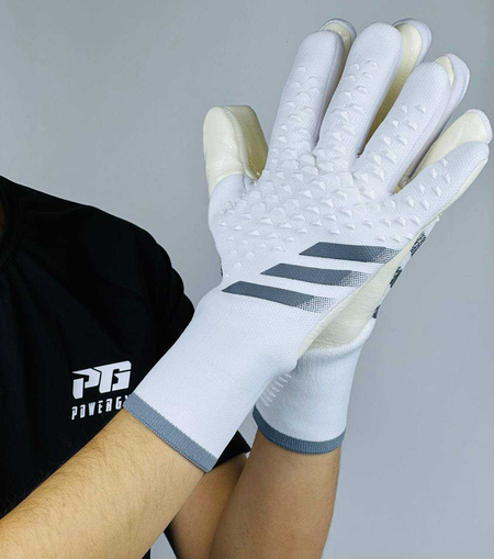 Перчатка. Вратарские перчатки ADIDAS Predator. Новые модели!
