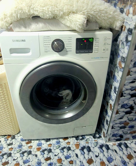 Срочно Нет 3х лет 8кг Samsung 1200 оборот сушки отжима читайте описани