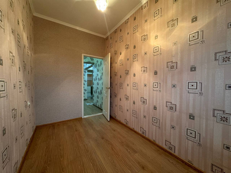 Продается 3/6/9 квартира на Сергели-2. Французская планировка.