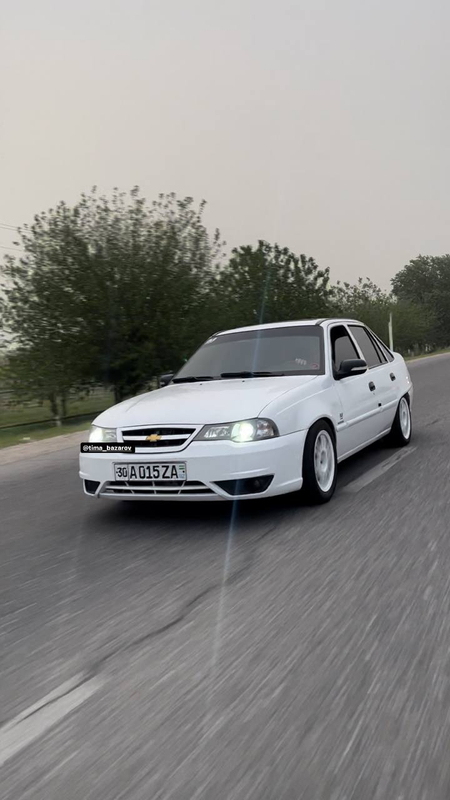 Продаётся Нексия 1.8full