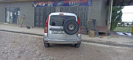 Lada largus 2014