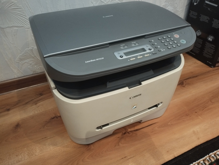 МФУ Принтер 3 в 1 LaserBase MF 3228