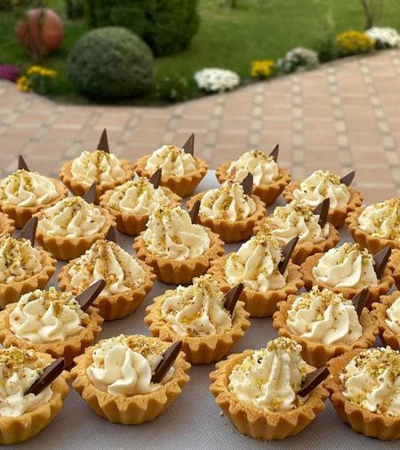 Pishiriq, tartaletka, napaleon, tvarojnik, zavarnoy, trayfl