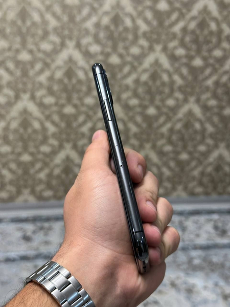 iPhone 11 pro...