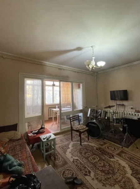 Бобура 1комнат 1этаж площадь 44м2