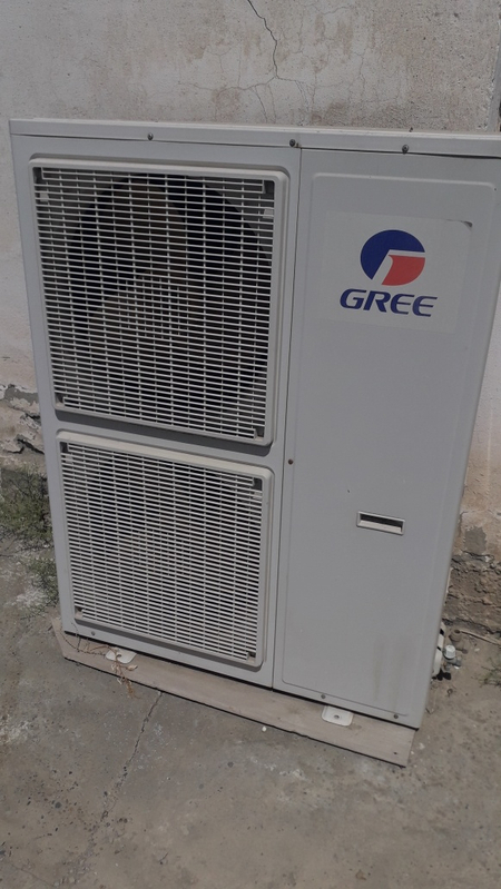Продаётся Кондиционер колонный Gree GVHN 48