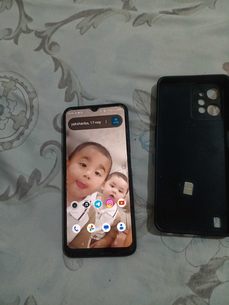 Realme c31 xotirasi 32 GB