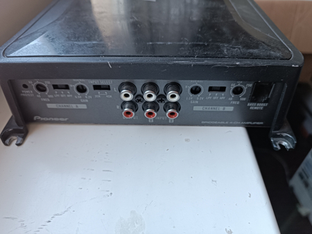 Усилитель Pioneer GM_D9604