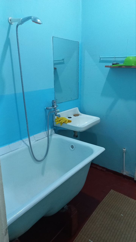 Продаётся 1 ком кв 2 этаж 4 этажного дома Дубовая 39 кв м