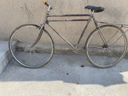 Velosiped sotiladi