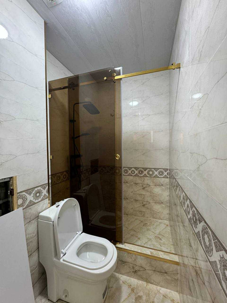 3 xonali 125m2 2-qavat sotiladi.