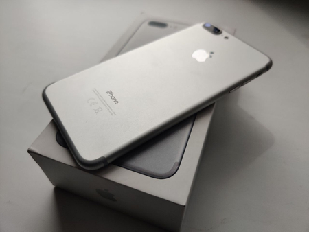 IPhone 7 plus 32 gb oq rangda