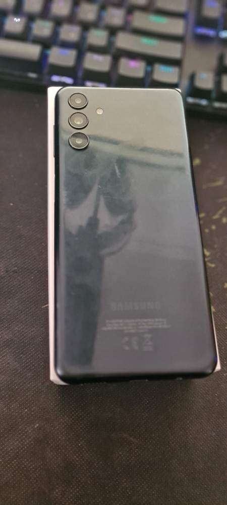 Samsung Galaxy A04s sotiladi