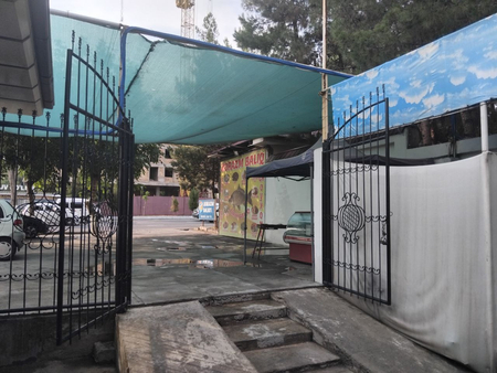 Srochna kafe sotiladi