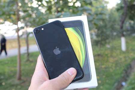 iphone Se 64 gb idiyam