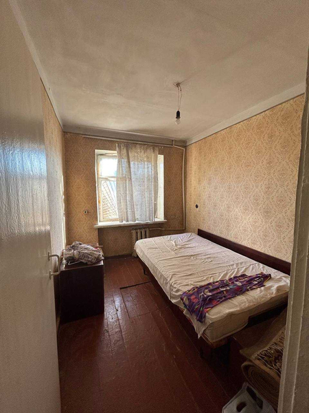 2х комнатная 1этаж/5 массив Авиагородок. Около Мирабадского РОВД о336