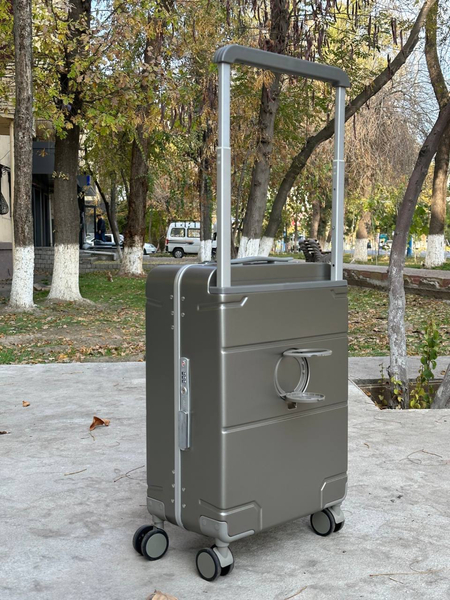 Чемоданы   PREMIUM. YIF.2